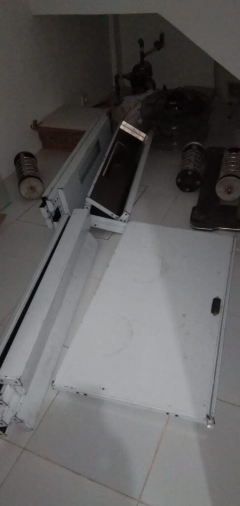 Pekerjaan Lift Dumb Waiter di Ruko HR. Muhammad Square - Lift Barang ...